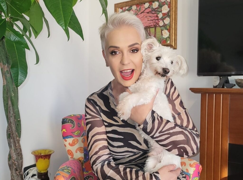 „Ne iubește cineva” | Interviu special cu Monica Anghel despre iubire și solidaritate pentru ...